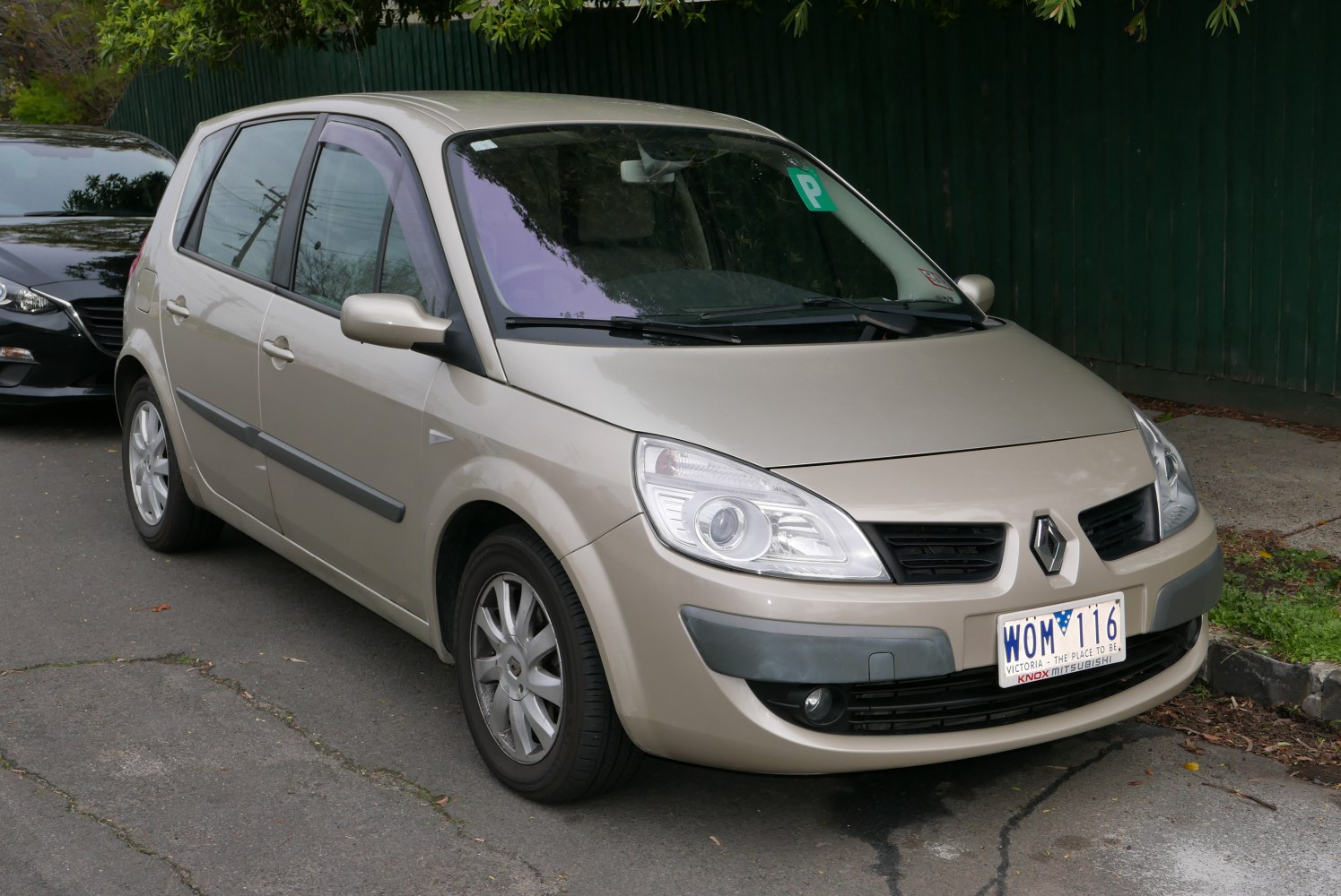 Renault Scenic technical specifications and fuel economy